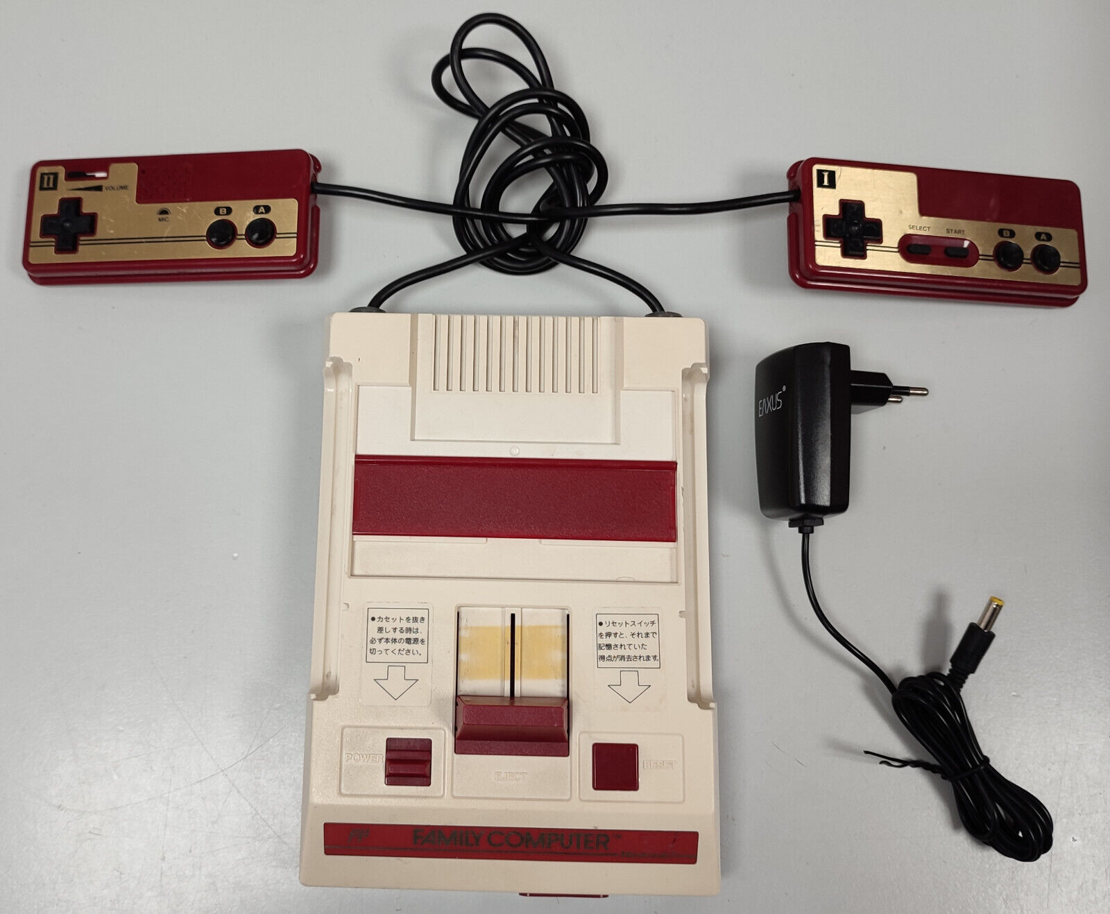 NES / Famicom - Konsole #Family Computer + 2 Orignal Controller (JAP ...